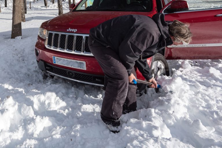 Off-Road Recovery Basics: How to Rescue a Stuck Vehicle | ORDEALIST