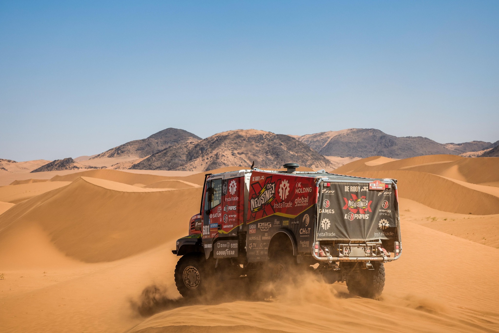 The Dakar Rally is On, and You Can Watch it Online | ORDEALIST